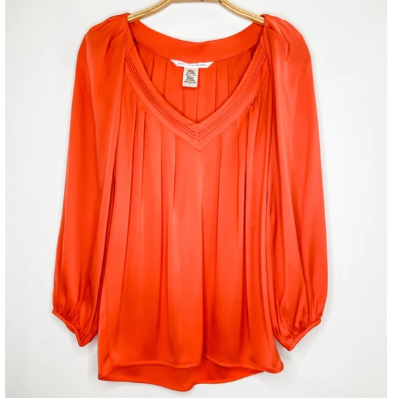 Diane Von Furstenberg | Tops | Dvf Silk Pleated Blouse | Poshmark
